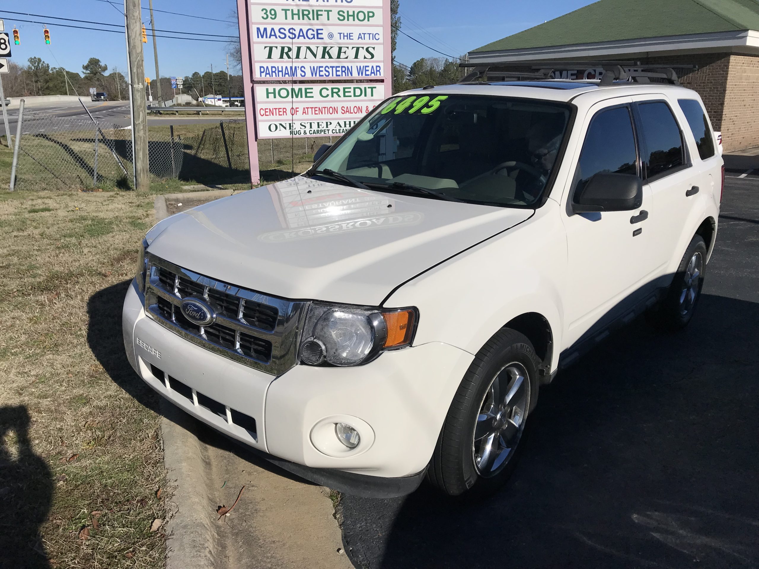 2010 FORD ESCAPE - Repo Finder
