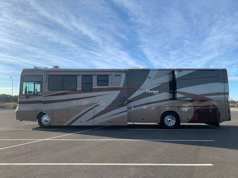 2004 Itasca Horizon X-Line Motorhome - Repo Finder
