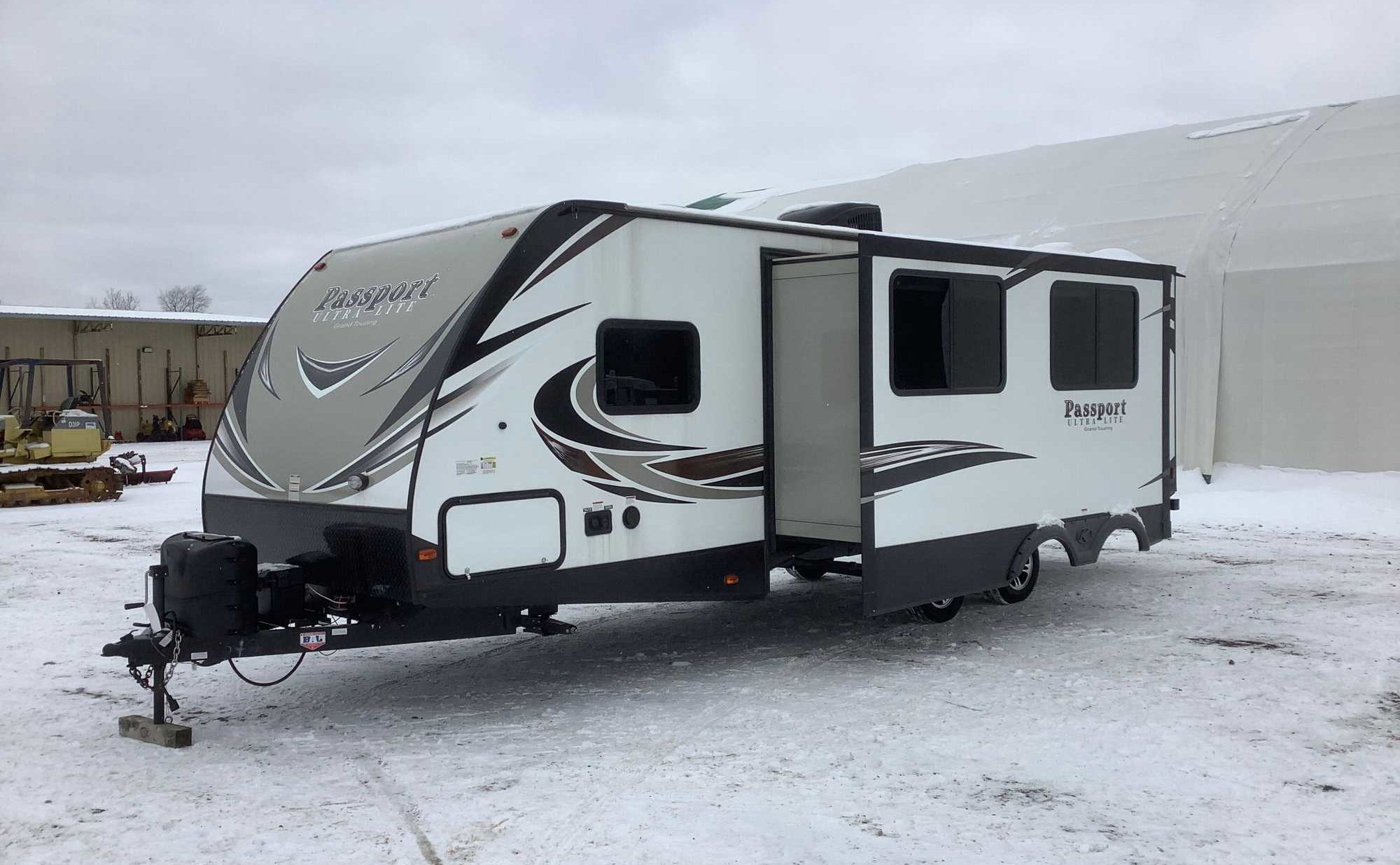 2019 Passport Ultra Lite Grand Touring Camper - Repo Finder