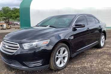 2016 Ford Taurus SEL - Repo Finder