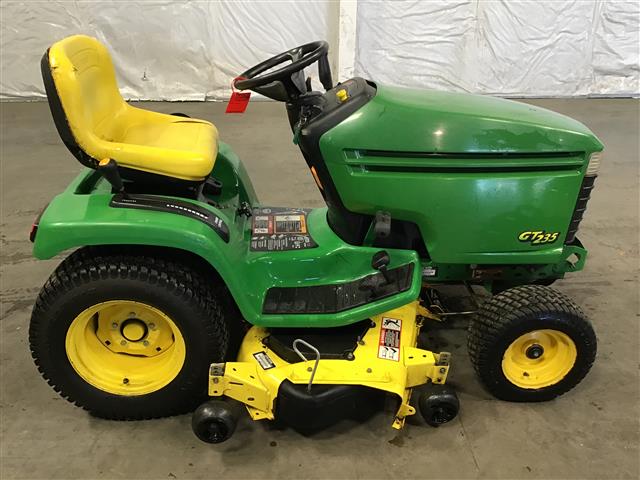 John Deere GT235 - Repo Finder