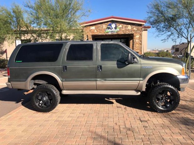 2000 Ford Excursion Limited 4WD - Repo Finder