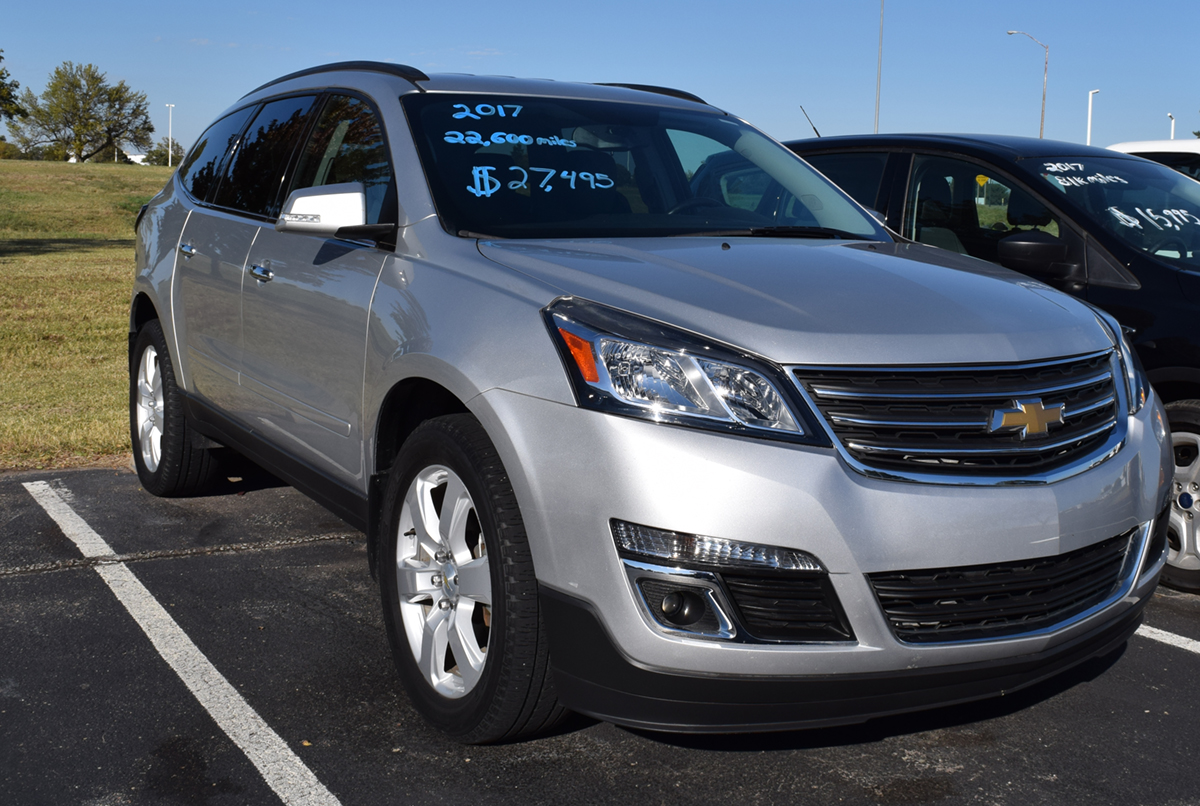 2017 Chevy Traverse - Repo Finder
