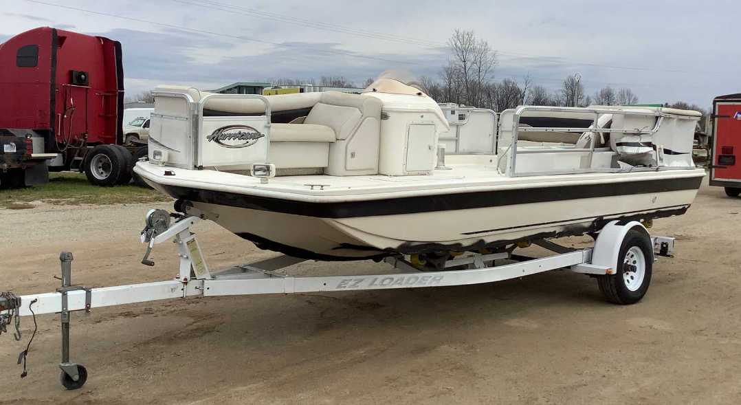 2007 Hurricane 196 RE Deck Boat - Repo Finder