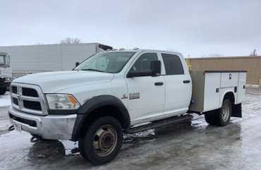 2016 Ram 5500 Crew Cab Service Body 4x4 - Repo Finder