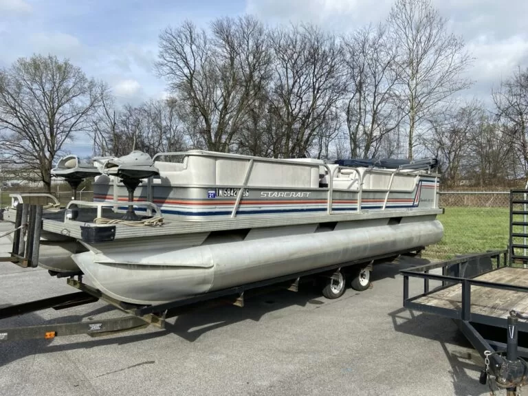 1990 Starcraft Stardeck 240 DLX - Repo Finder