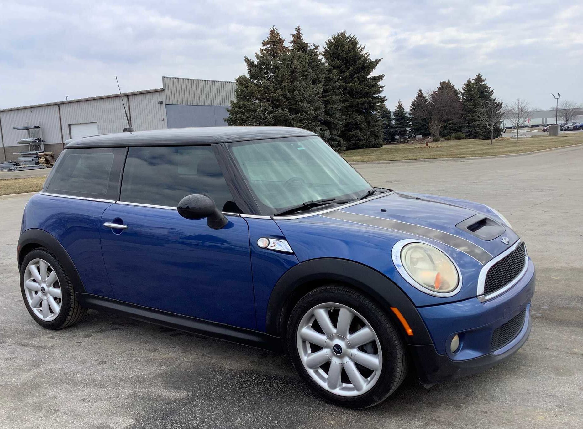 2008 Mini Cooper S Hatchback 2-DR - Repo Finder