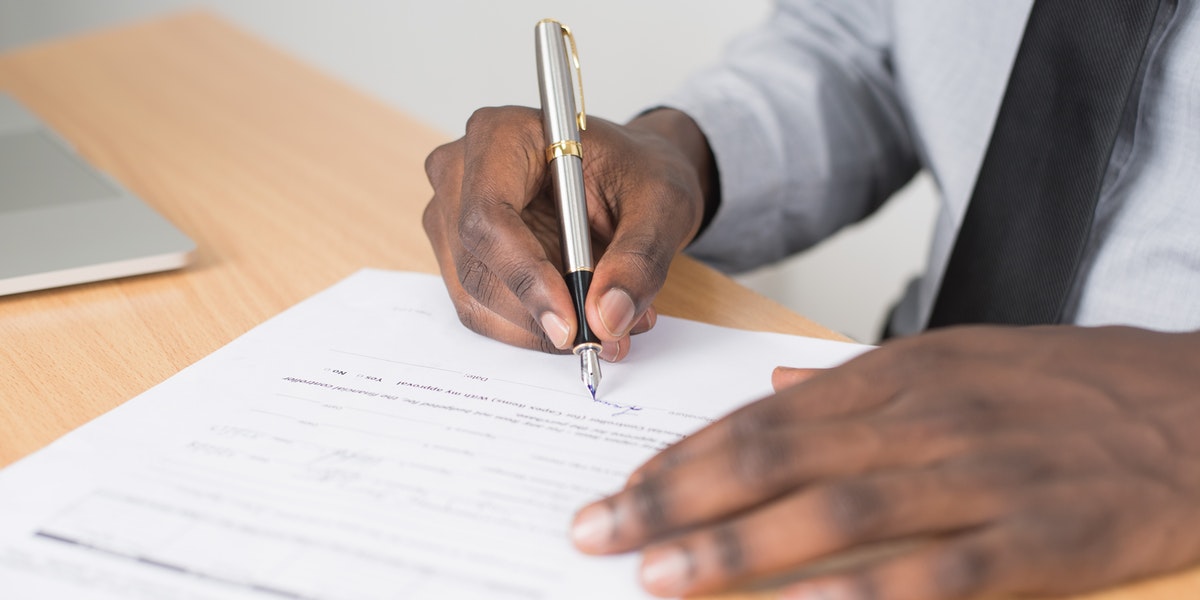 Difference Between a Salesperson License and Dealer License - Repo Finder