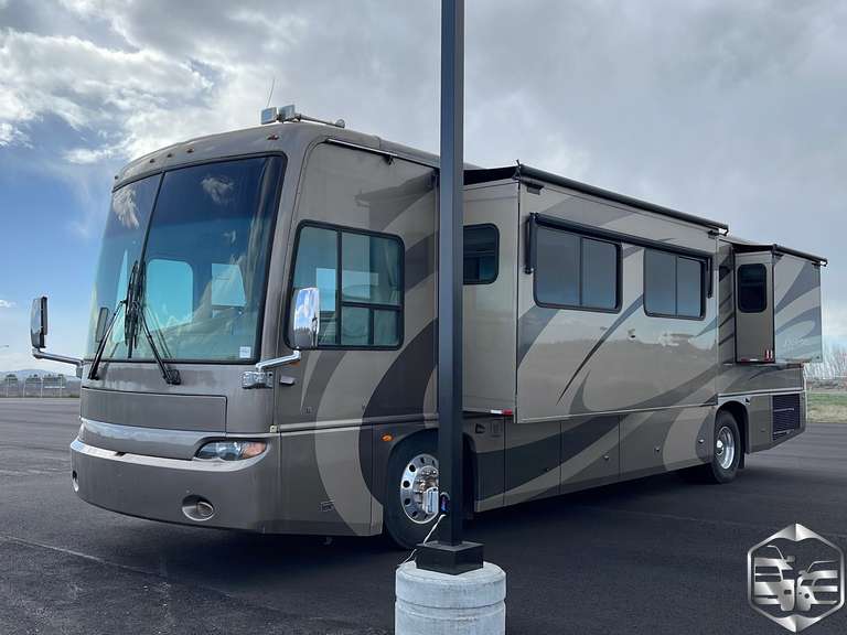 2006 National RV M-40-F Islander - Repo Finder