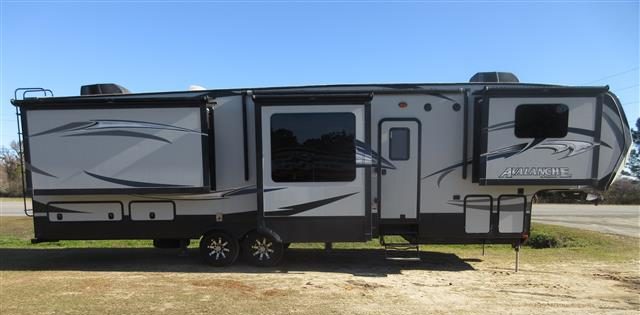 2016 Keystone Avalanche 380FL - Repo Finder