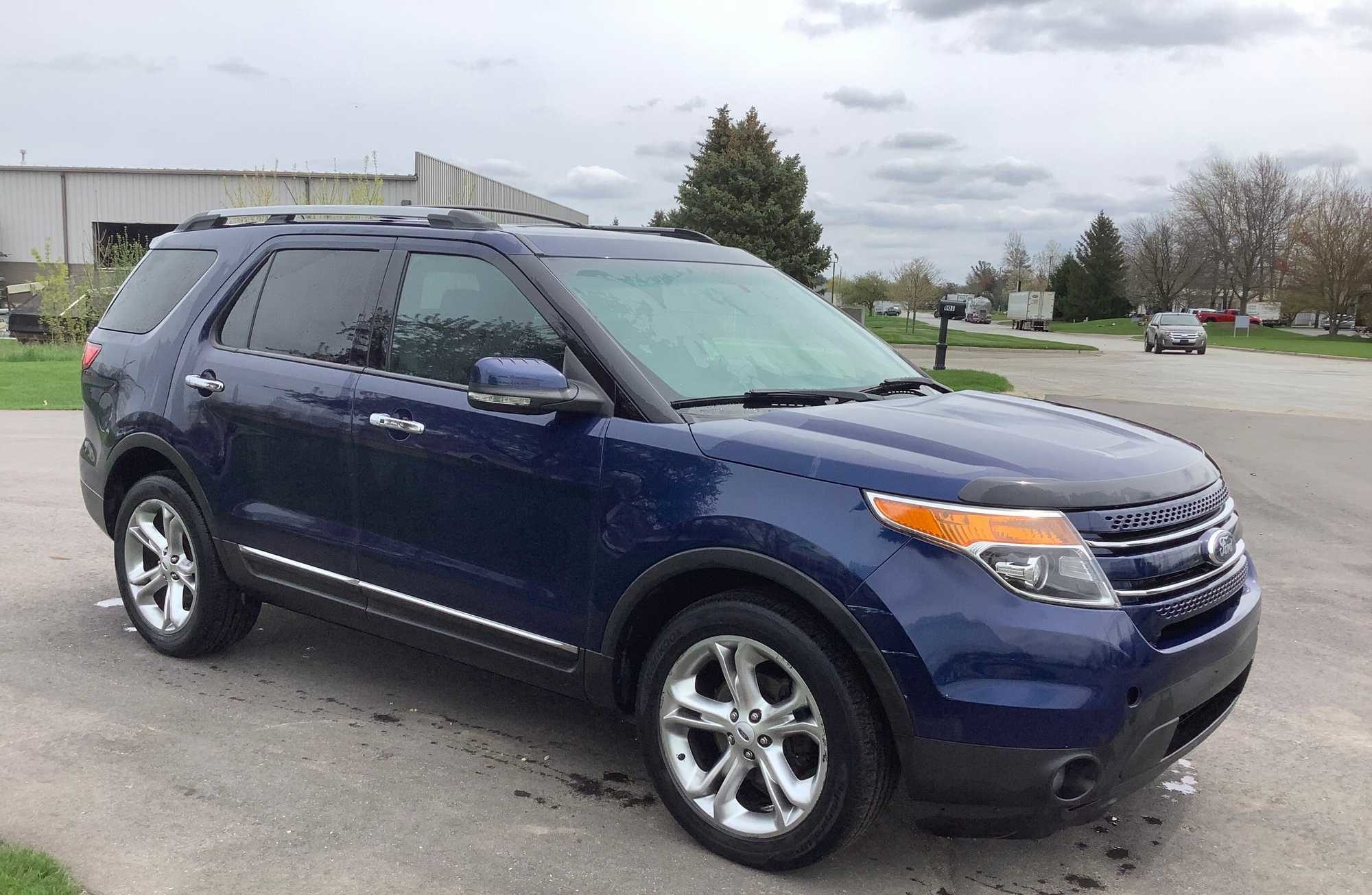 2012 Ford Explorer Limited 4WD SUV - Repo Finder