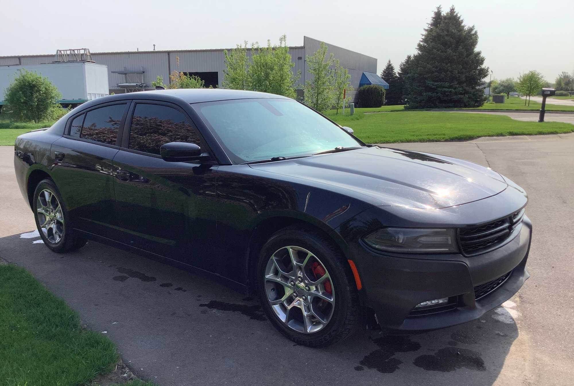 2017 Dodge Charger SXT AWD 4 Door Sedan - Repo Finder