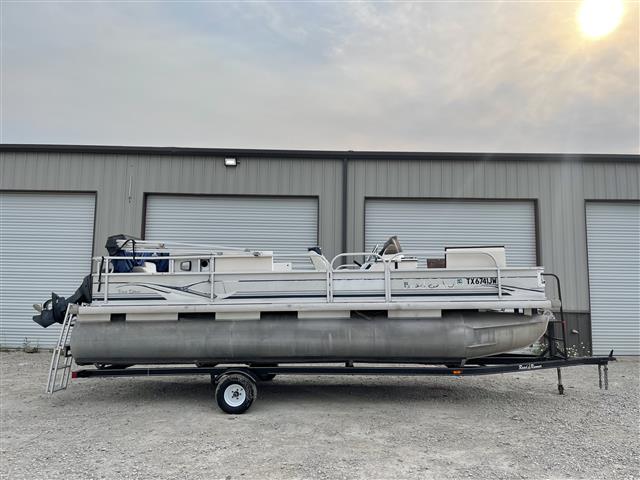 2002 Beachcomber Angler Travis Edition - Repo Finder