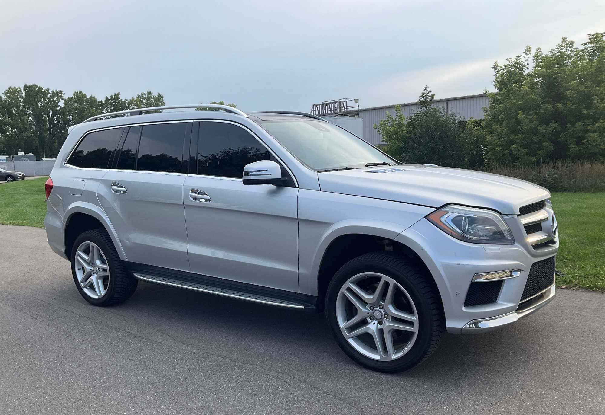 2013 Merc Benz GL 550 - Repo Finder