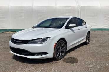 2015 Chrysler 200 S FWD 4 Door Sedan - Repo Finder