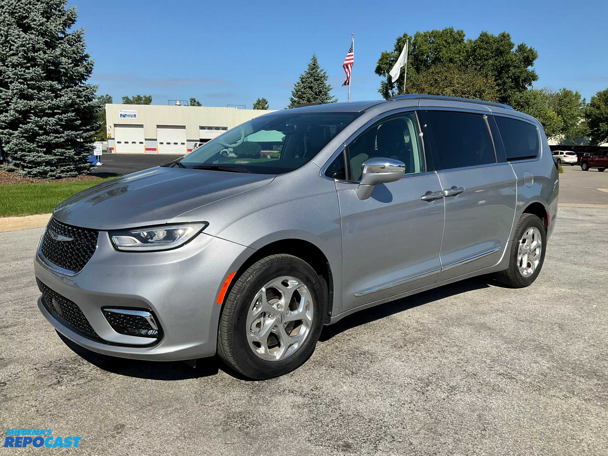 2021 Chrysler Pacifica Limited - Repo Finder