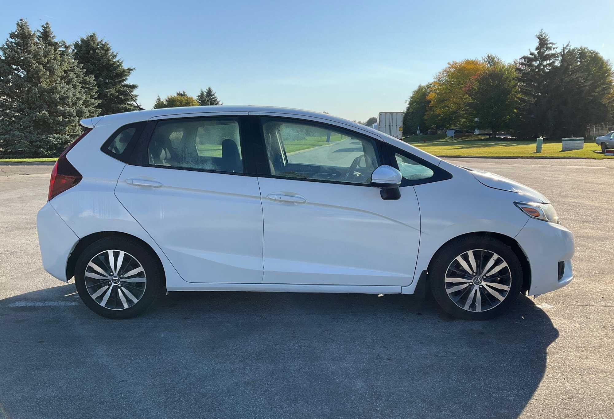 2015 Honda Fit EX Hatchback 4-DR - Repo Finder