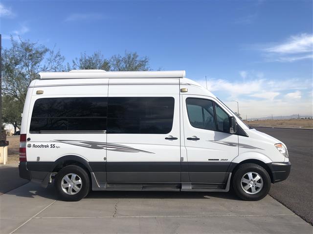 2010 Roadtrek SS Agile 2500 Short Sprinter Van - Repo Finder