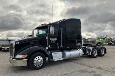 2011 Peterbilt 386 1XPHD49X7BD130849 - Repo Finder