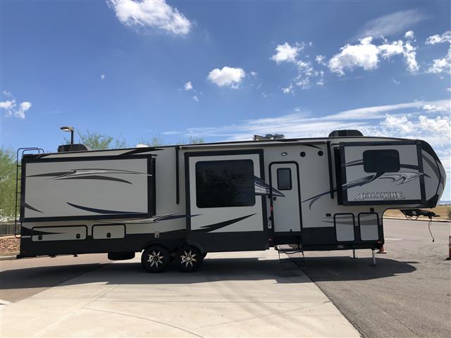 2015 Keystone Avalanche AV380FL - Repo Finder