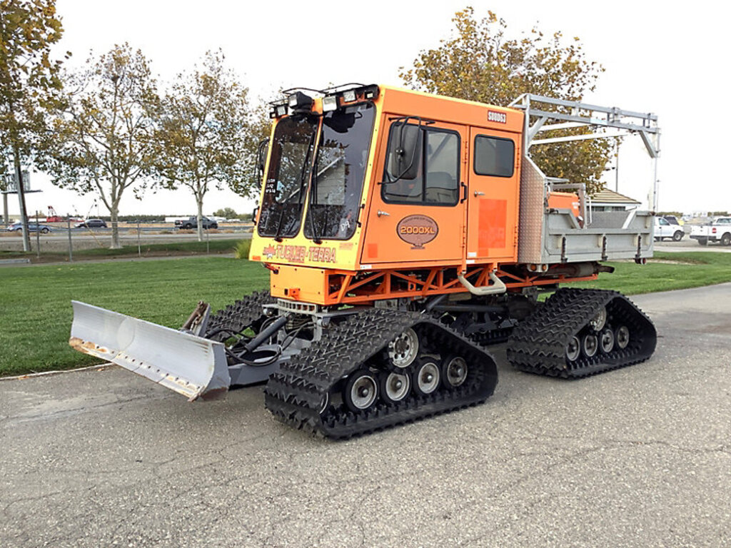 2011 Tucker Terra 20008-26-5 Sno-Cat All-Terrain Track Machine - Repo ...