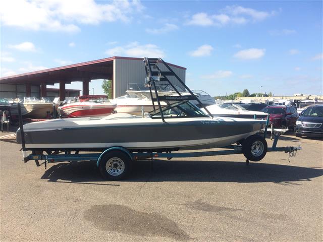 1995 Malibu Boat - Repo Finder