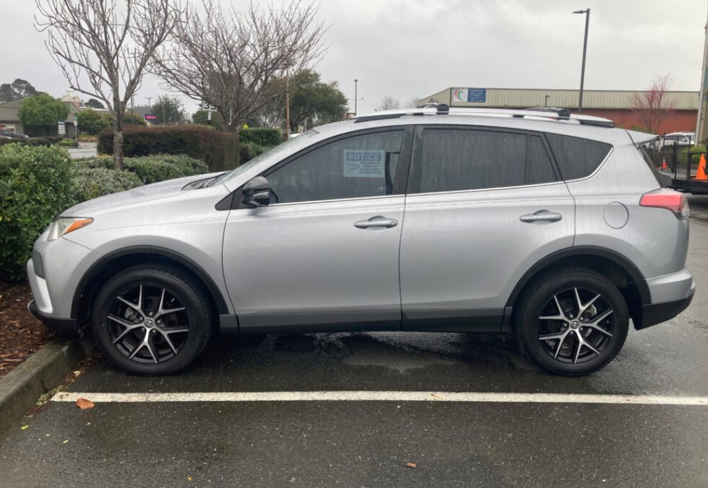 2016 Toyota RAV4 SE - Repo Finder