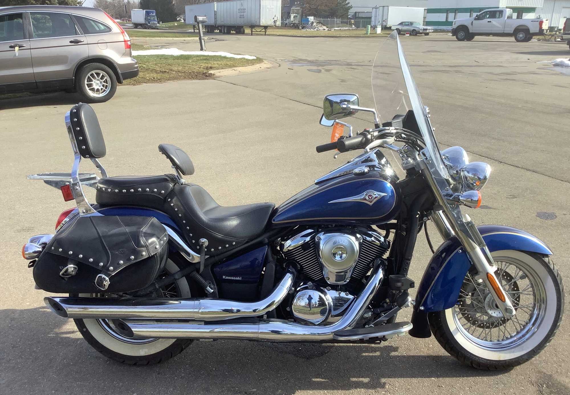 2011 Kawasaki Vulcan 900 Classic LT Motorcycle - Repo Finder
