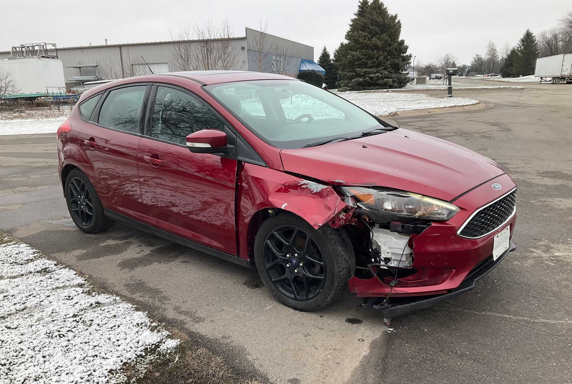 2016 Ford Focus SE FWD 4 Door Hatchback - Repo Finder