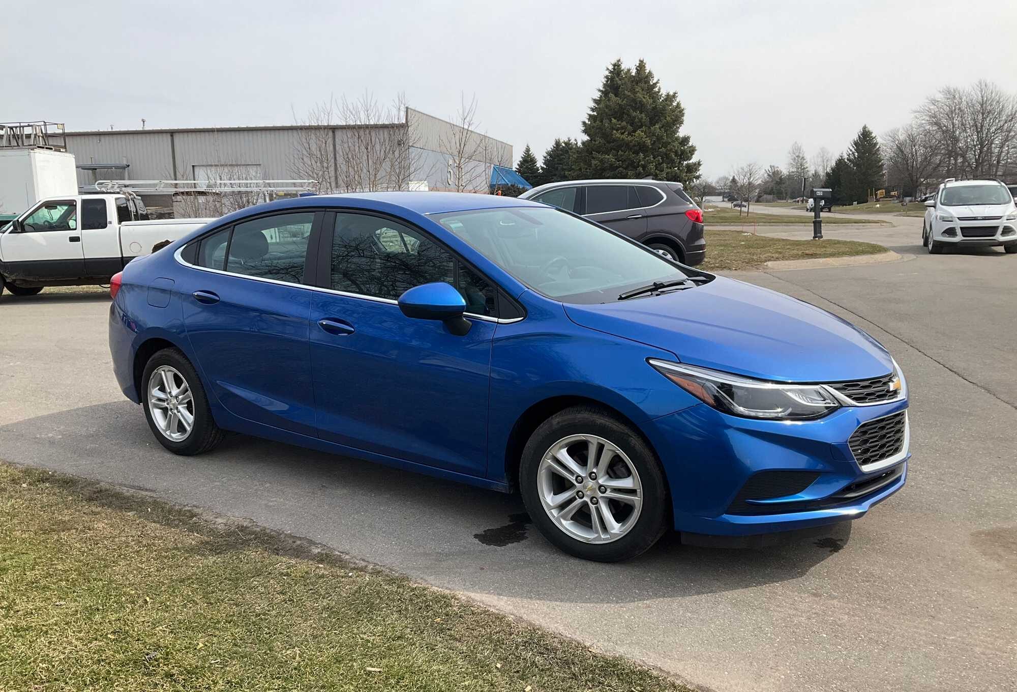 2016 Chevrolet Cruze LT FWD 4 Door Sedan - Repo Finder