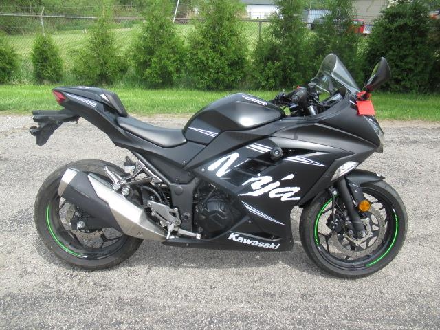 2017 Kawasaki Ninja 300 Winter Test Edition - Repo Finder