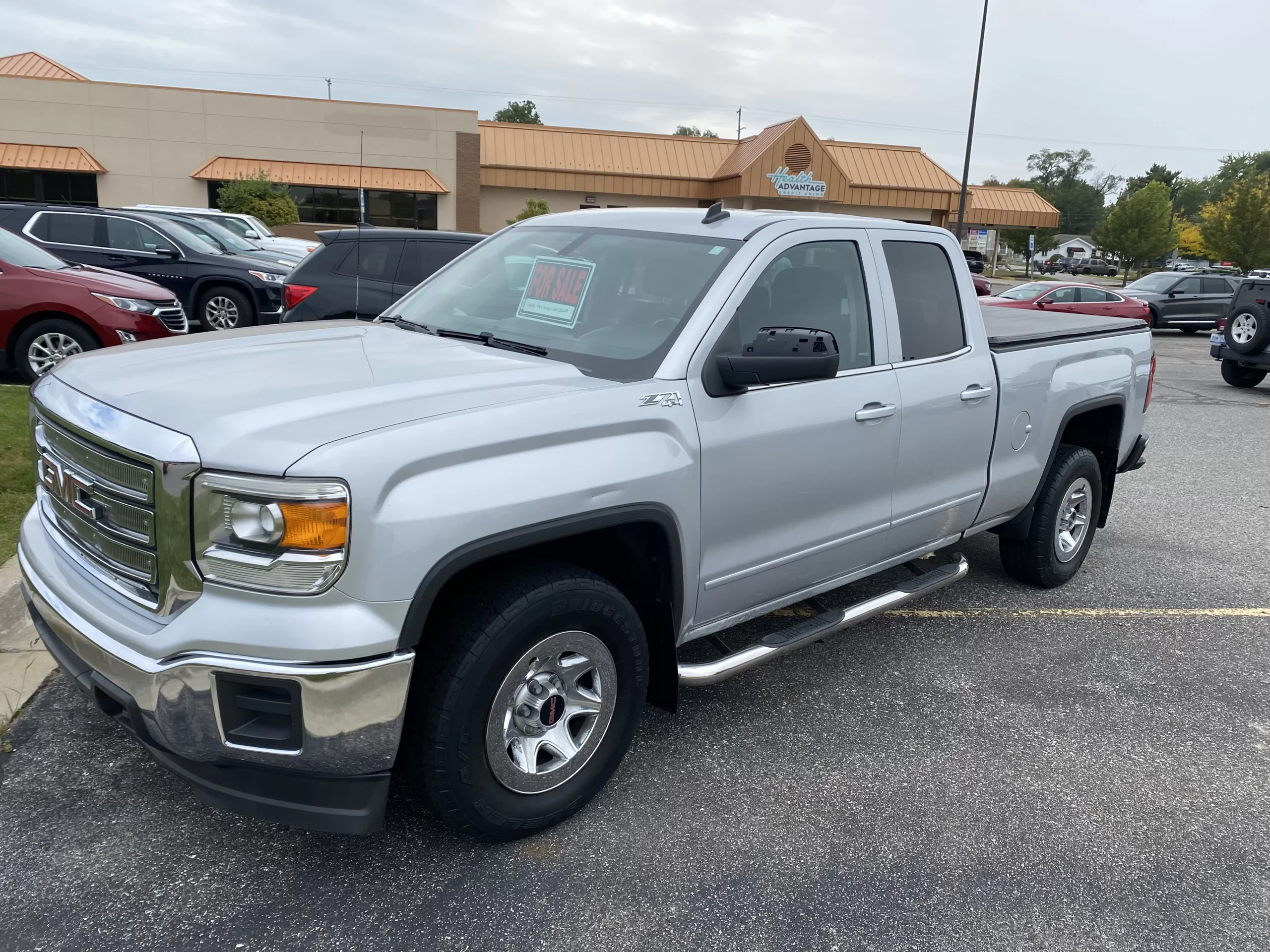 2014 GMC, SIERRA 1500 4WD Ext Cab SLE - Repo Finder