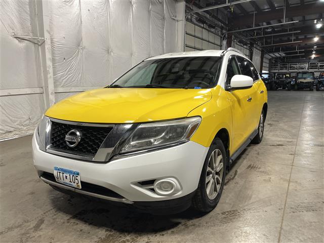 2015 Nissan Pathfinder FWD - Repo Finder
