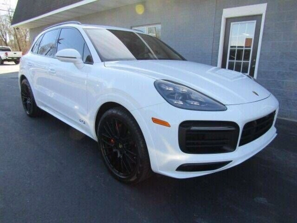 2021 Porsche Cayenne GTS - Repo Finder