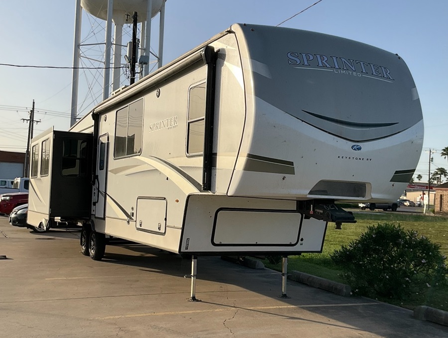 2023 Keystone RV Sprinter Fifth Wheel - Repo Finder