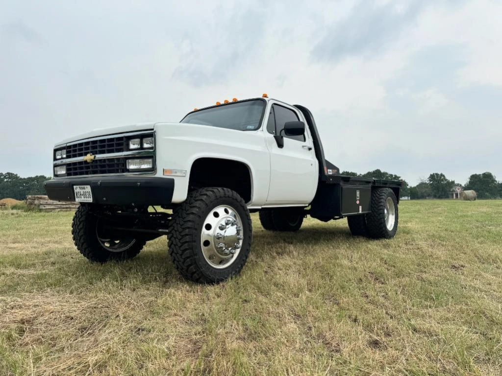 1989 Chevy R3500 - Repo Finder