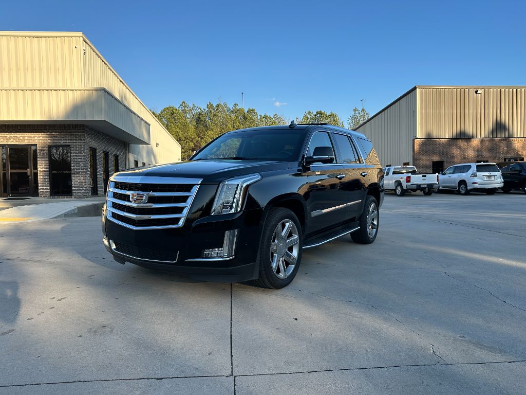2018 Cadillac Escalade Luxury - Repo Finder