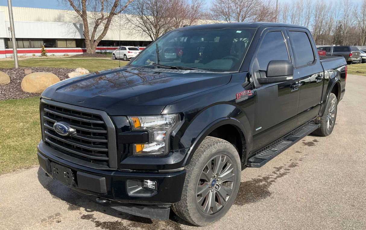 2017 Ford F-150 XLT Super Crew 4WD - Repo Finder