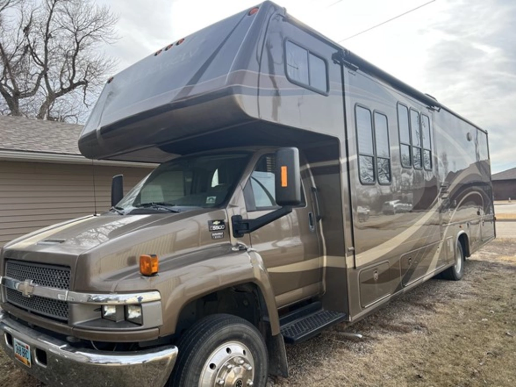 2012 Ridgeview Motorhome - Repo Finder
