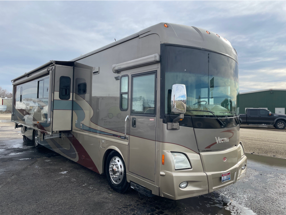 2007 Winnebago Vectra M-40TD motorhome w/ diesel motor - Repo Finder