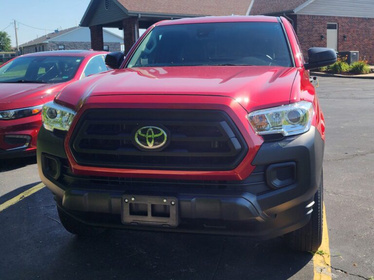 2023 Toyota Tacoma SR - Repo Finder